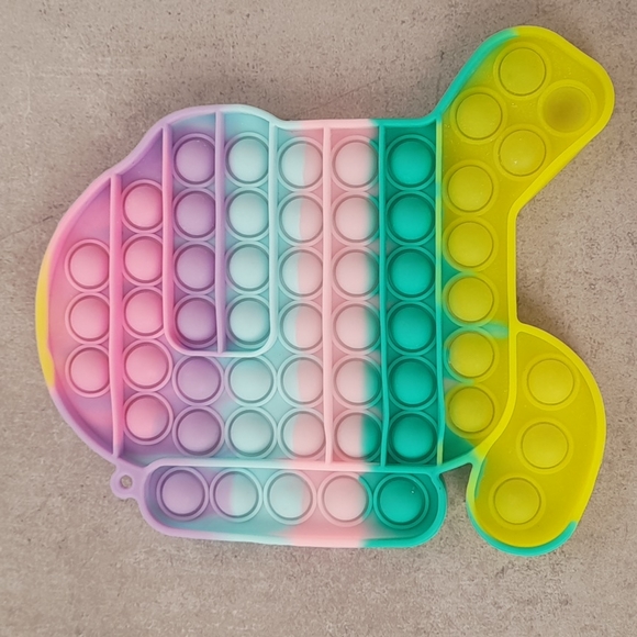 smiggle | Toys | Pastel Rainbow 4 Pack Fidgets Sensory Toy Fine Motor ...